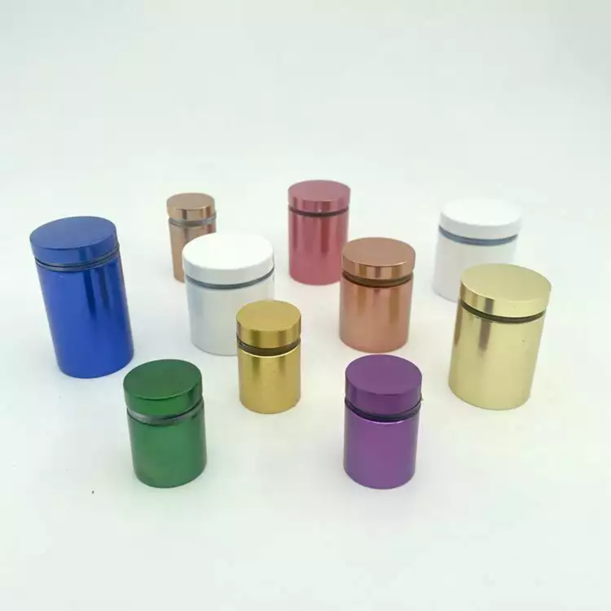 Color screw fixed sign hardware