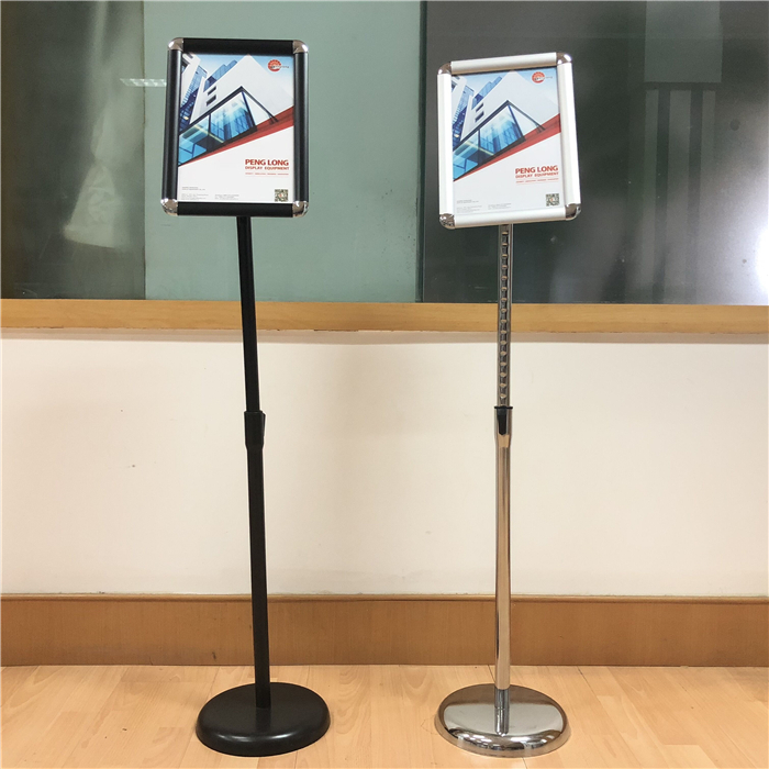 Free multi-angle adjustment sign rack