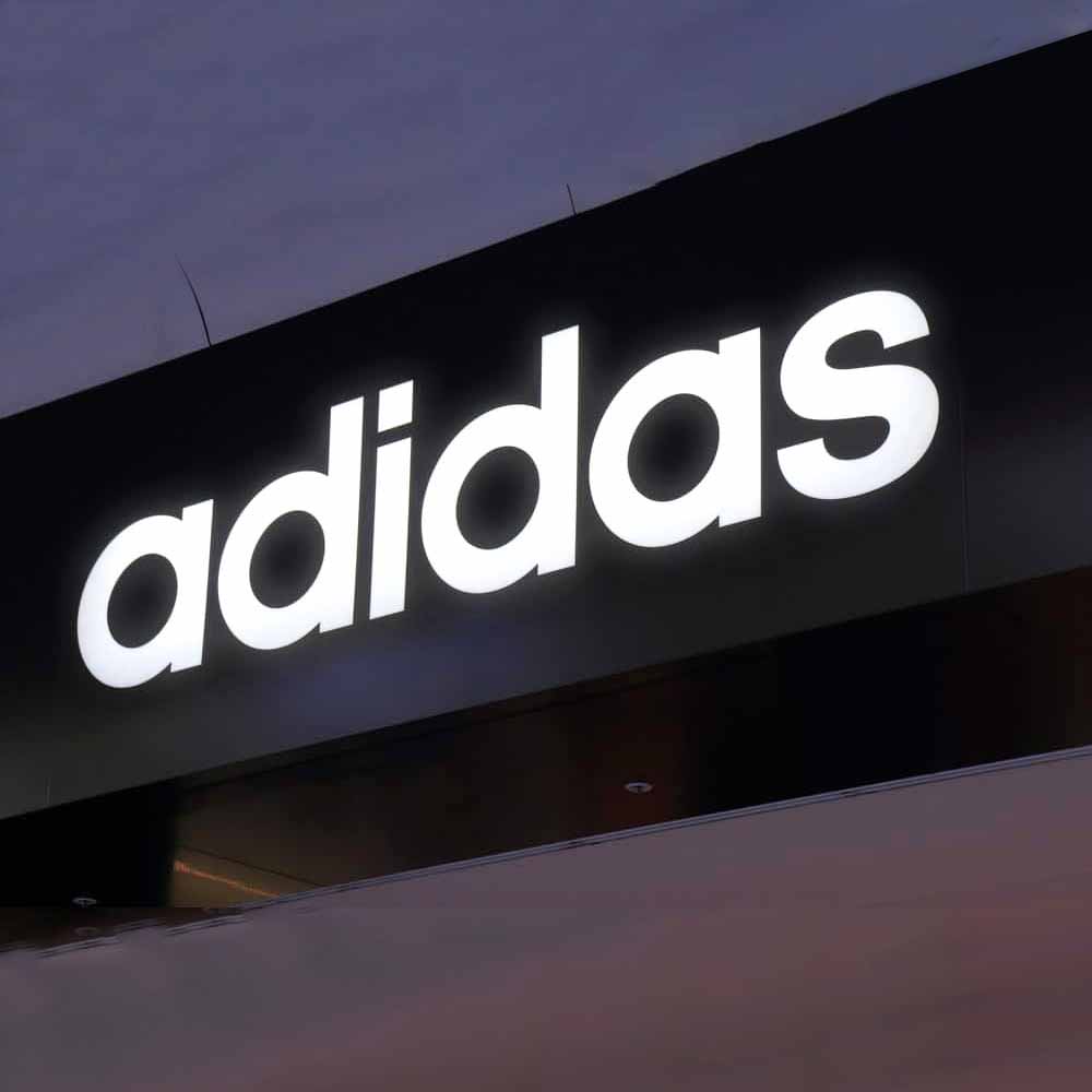 LED signs for high-end shopping malls