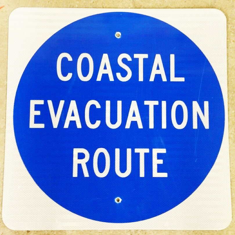 Low-cost high-quality street signs