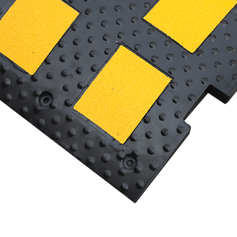 Square free combination speed bump