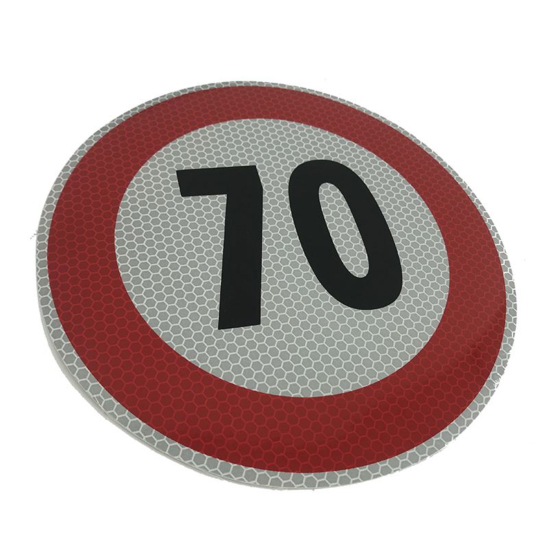 Standard 70 km speed limit plate