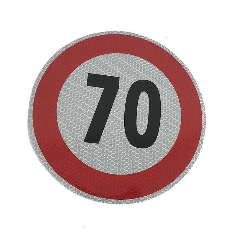 Standard 70 km speed limit plate