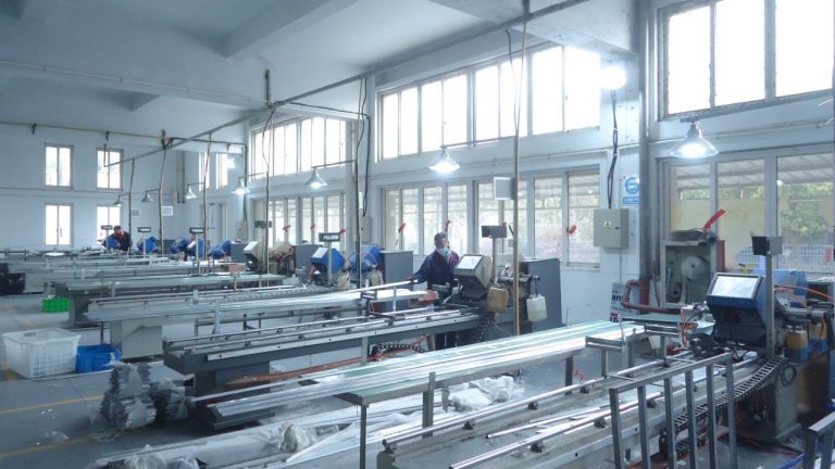 Free-standing outdoor display sign rack