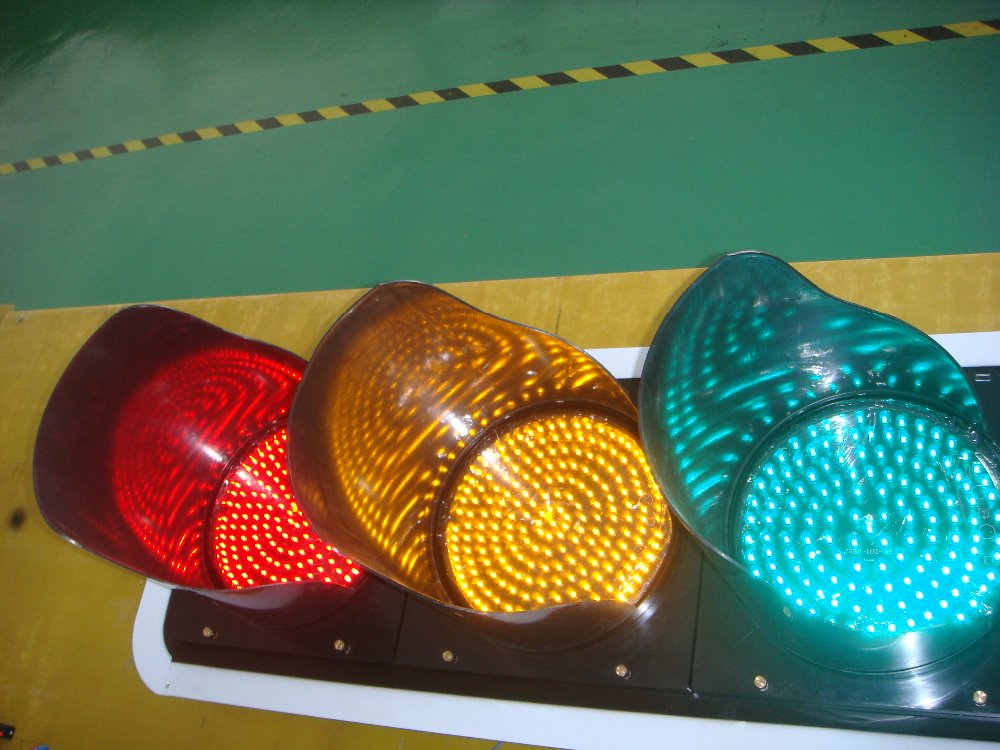 led traffic lights red yellow green